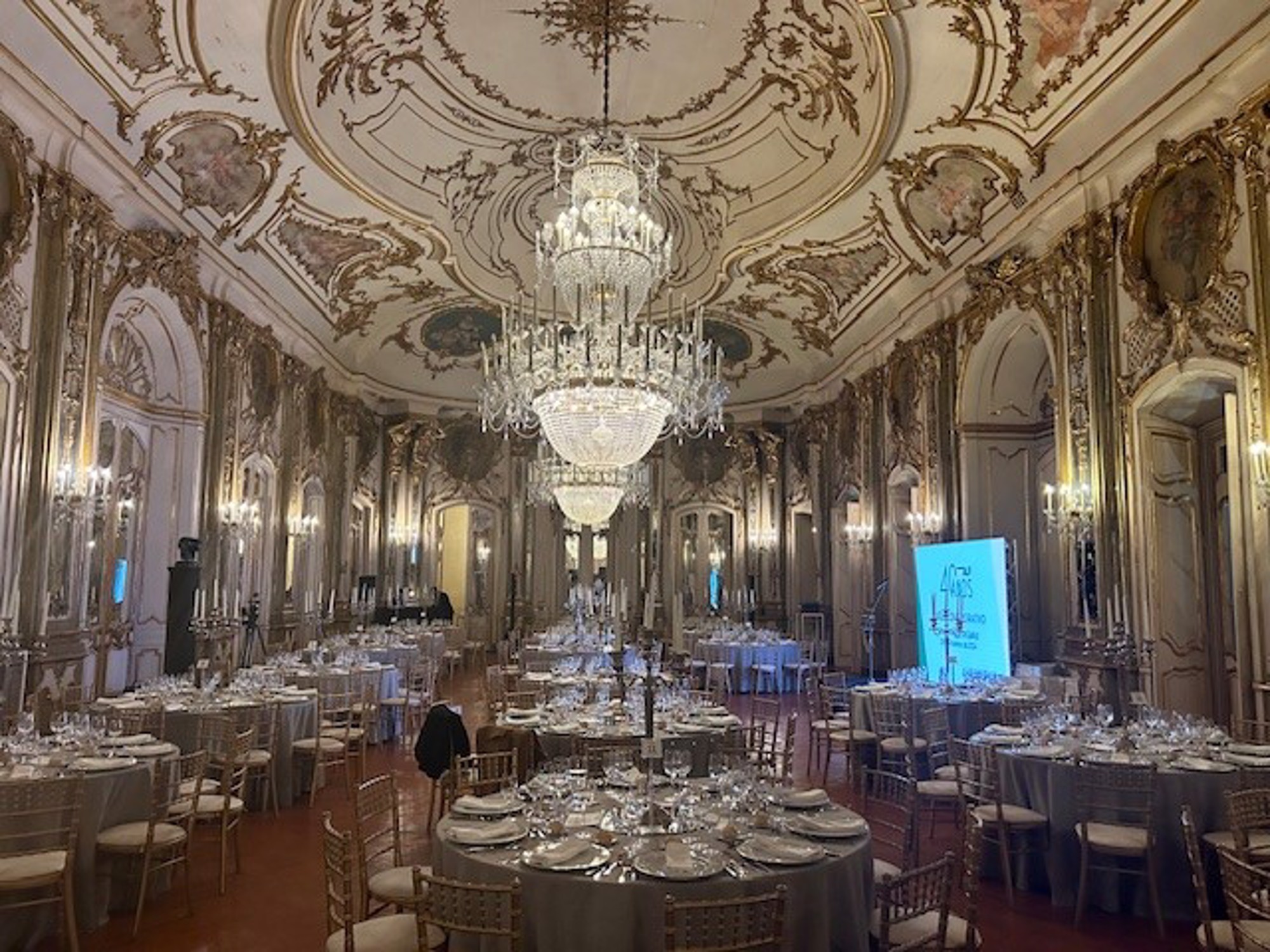 ALF CELEBRA 40 ANOS COM CERCA DE 700 MIL MILHÕES DE EUROS EM ...