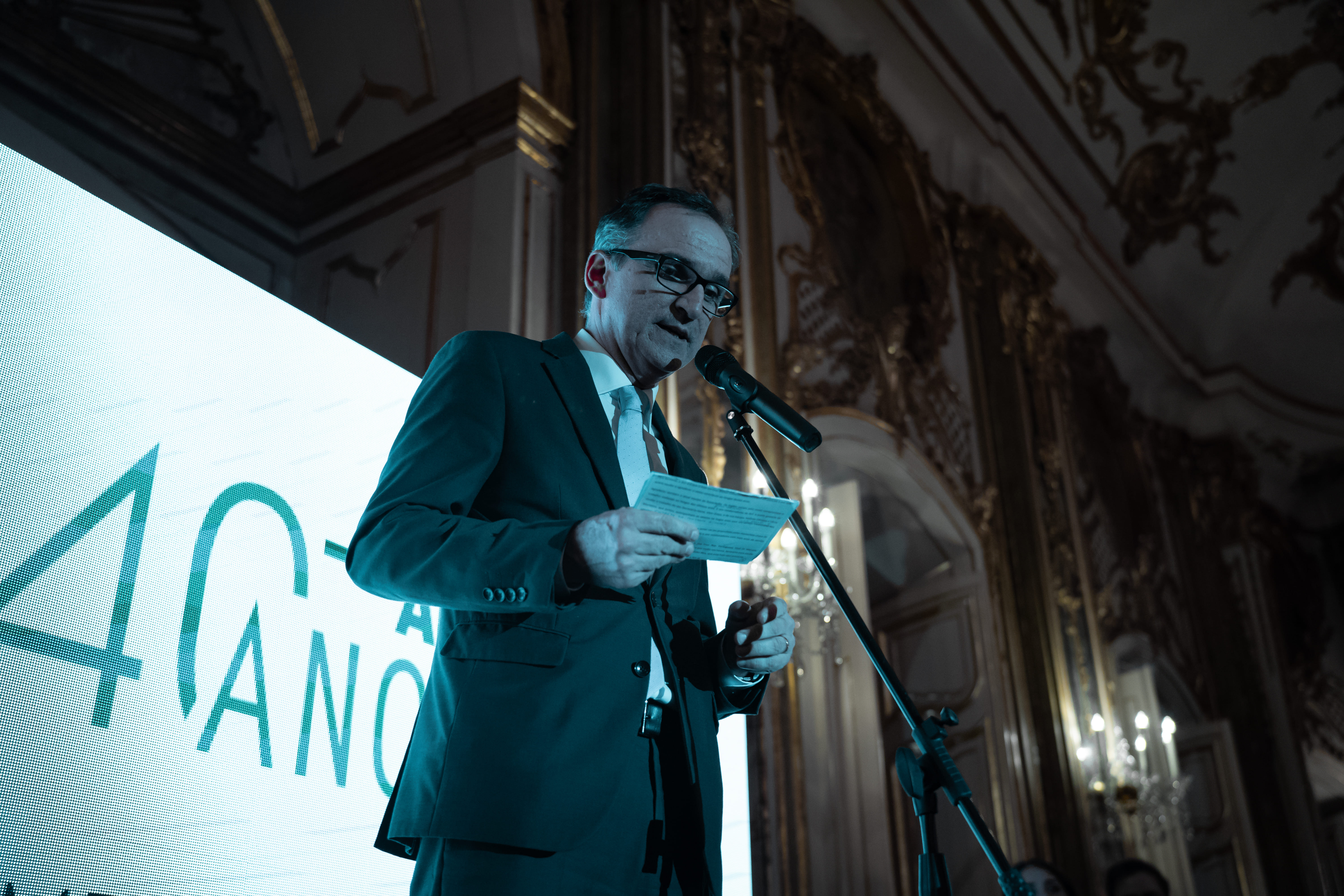 ALF CELEBRA 40 ANOS COM CERCA DE 700 MIL MILHÕES DE EUROS EM ...